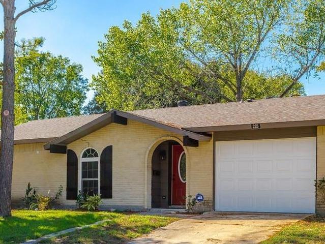 225 Independence Dr, Garland, TX 75043 | MLS #21234 | Compass