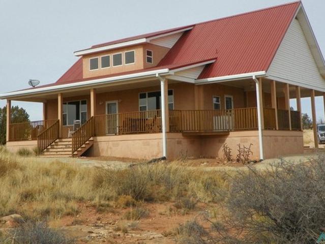 225 Indian Pl, Lake Sumner, NM 88119