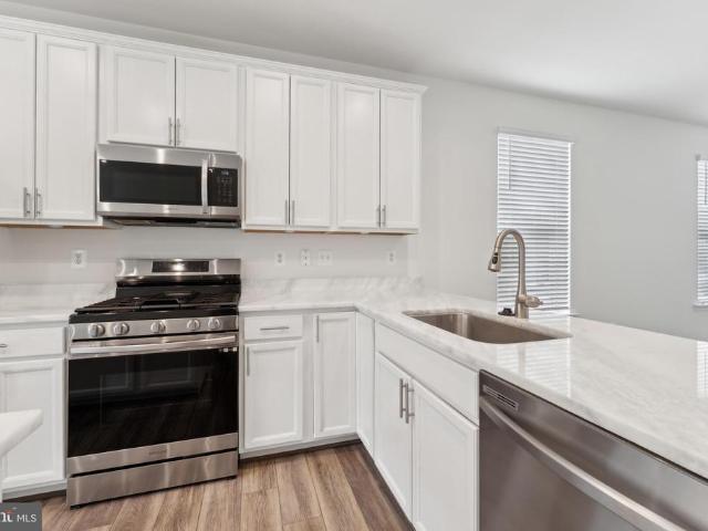 225 Jenkins Way