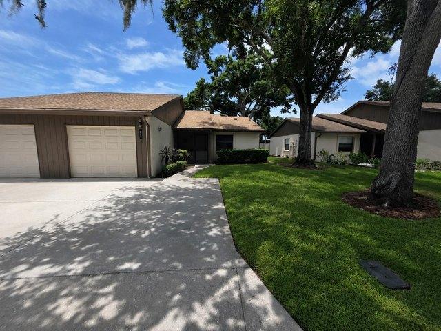 225 Oak Hill Dr Unit 10, Sarasota, FL 34232