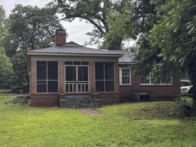225 Oak Hill Rd, Eastover, SC 29044