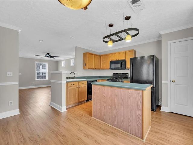 225 Osmanthus Way