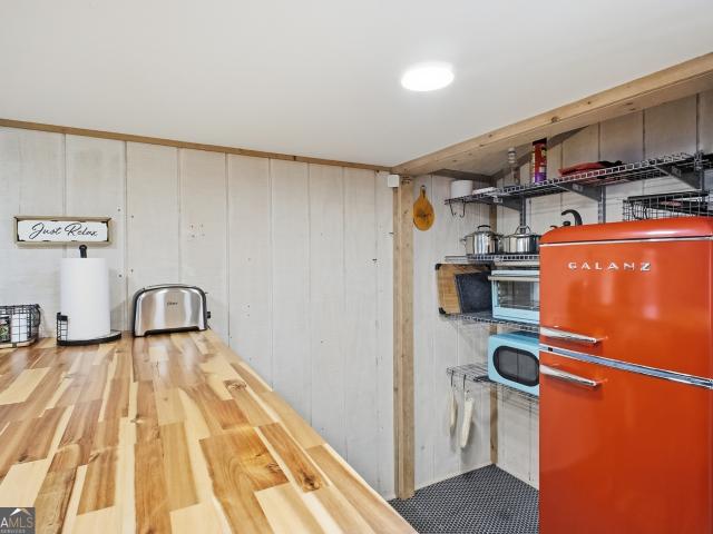 225 Overlook Circle