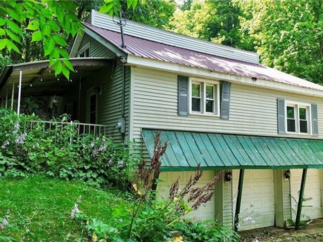 225 Lovers Leap Rd, Little Falls, NY 13365