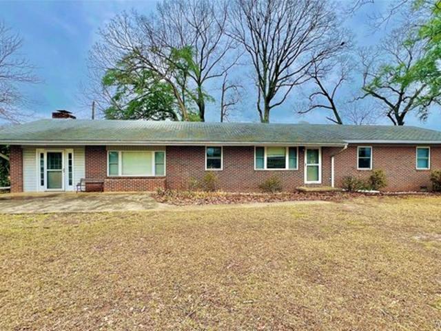 225 Lowe Dr, Enterprise, AL 36330