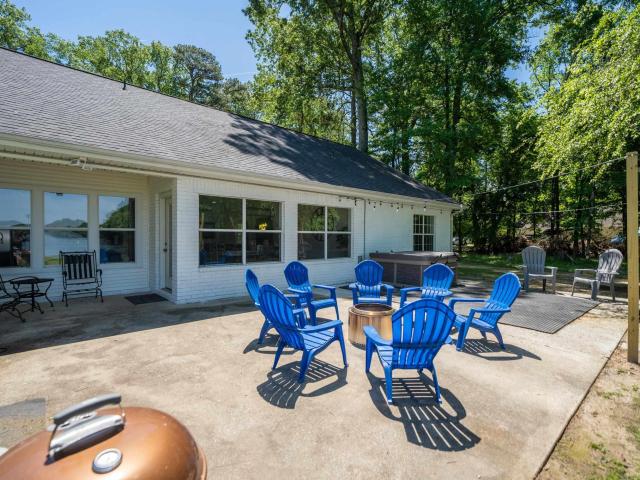 225 lost lake Point