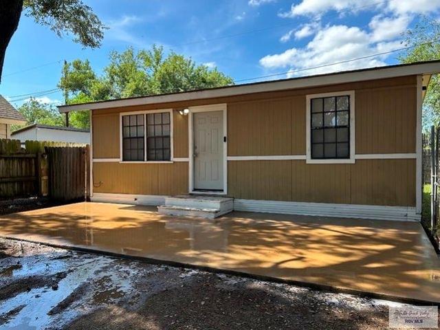 225 LA Donna Ave, Santa Rosa, TX 78593