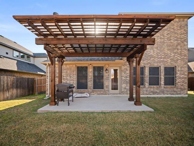 225 Lariat Trail
