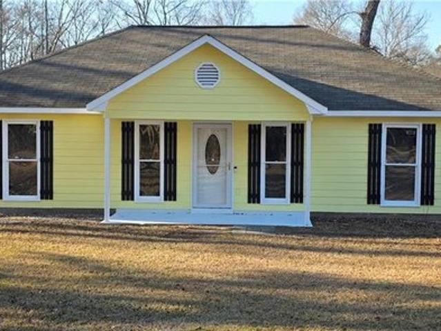 225 Lee Road 960, Smiths Station, AL 36877