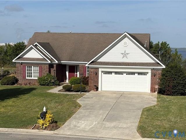 225 Lighthouse Pointe, Prince George, VA 23860