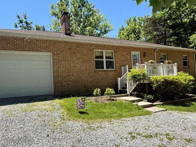 225 Mountain View Drive