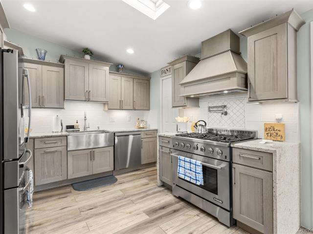 225 Montgomery Ave, West Babylon, NY 11704 | MLS #976046 | Compass