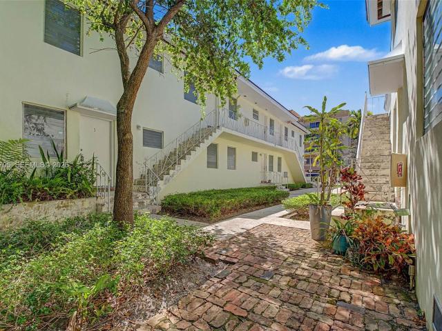 225 Madeira Ave, Unit 5, Coral Gables, FL 33134 | MLS #A12004 | Compass