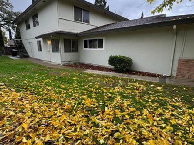 225 Mahan Ct Apt 2, Roseville, CA 95678