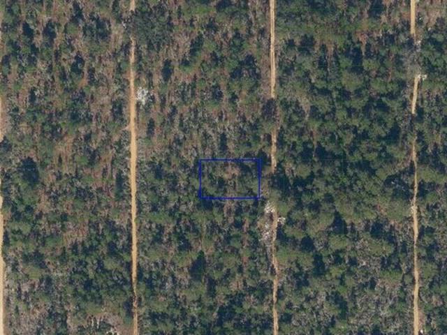 225 Maple St Units 26 & 27, Interlachen, FL 32148