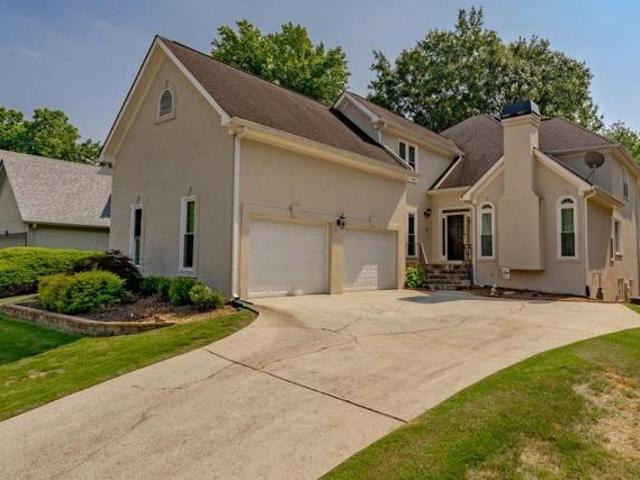 225 Marchand Ct, Atlanta, GA 30328
