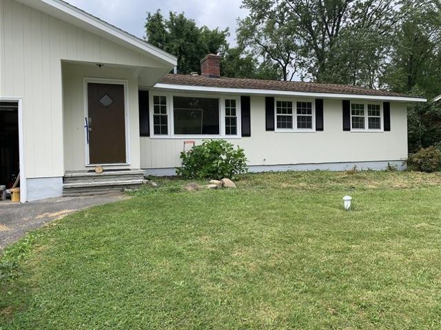 225 Marsh Dr, Syracuse, NY 13214