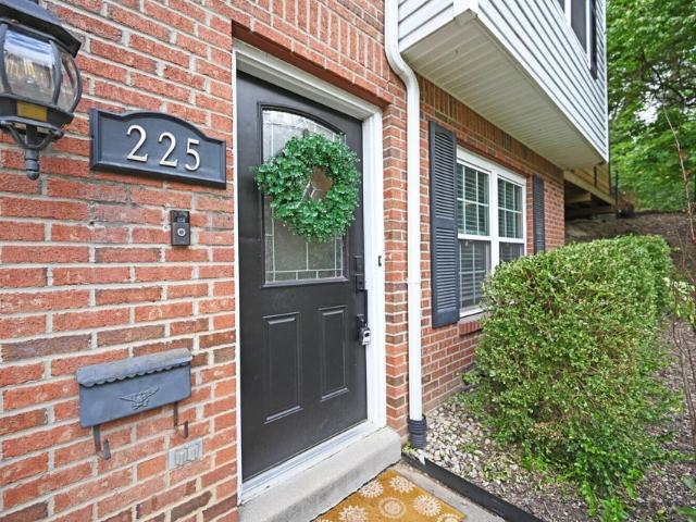 225 Memorial Parkway
