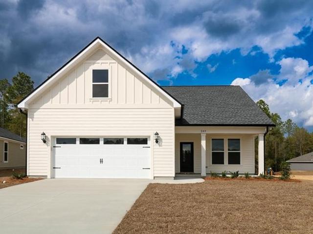 225 Meredith Dr, Bainbridge, GA 39819