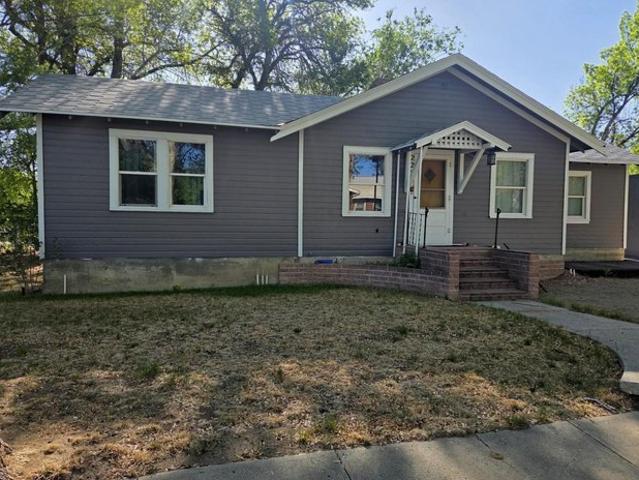 225 N 13th St, Worland, WY 82401