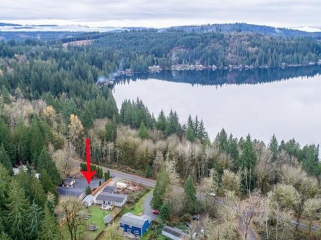 225 N Lake Roesiger Rd, Snohomish, WA 98290