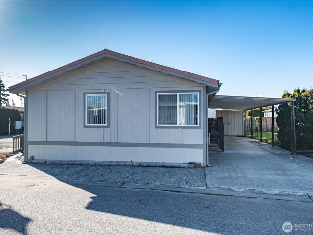 225 NE Ernst # 50
