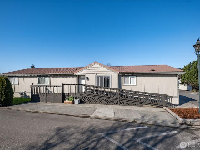 225 NE Ernst St, Unit 50, Oak Harbor, WA 98277 | MLS #2495 | Compass