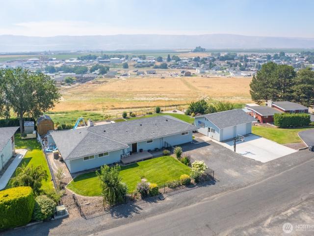 225 NE Widmer Drive