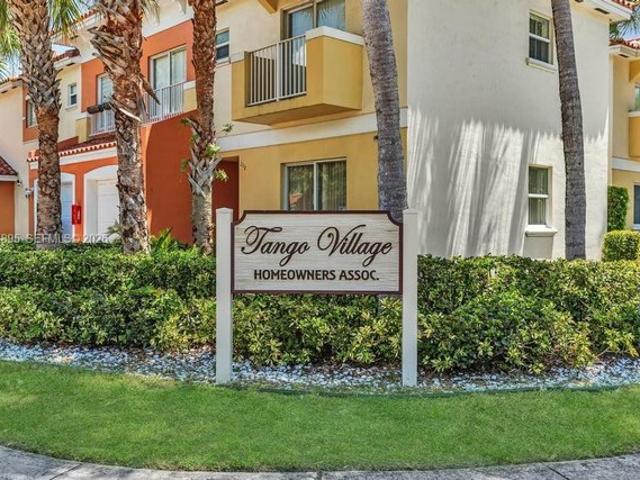 225 NW 14th Ave, Fort Lauderdale, FL 33311