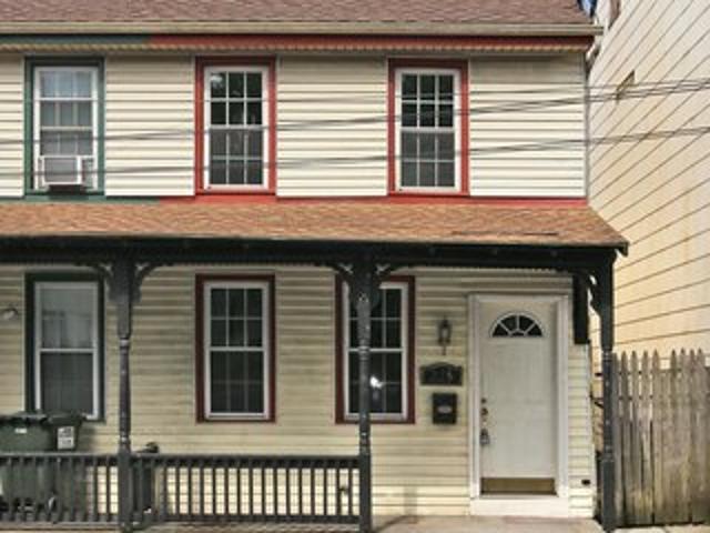 225 S 9th St, Lebanon, PA 17042
