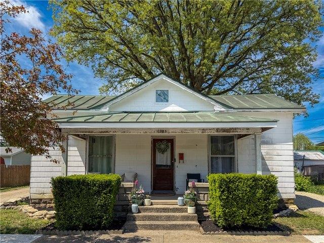 225 S Franklin St, Eaton, OH 45320