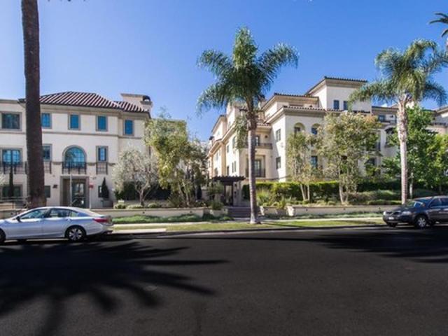225 S Hamilton Dr Apt 107, Beverly Hills, CA 90211