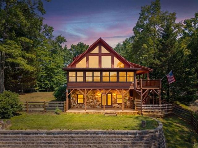 225 Skyland Trl, Murphy, NC 28906