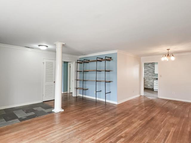 225 Stovall Dr