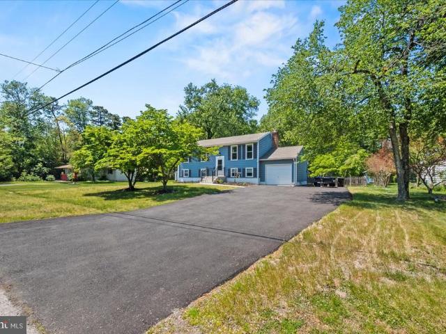 225 Pine Boulevard