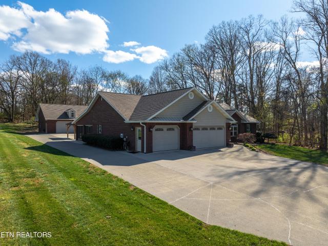 225 Piney Rd
