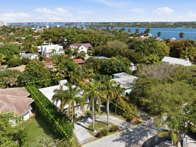 225 Plymouth Rd, West Palm Beach, FL 33405 | MLS #B26005 | Compass