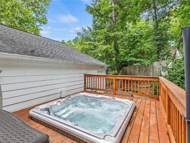 225 Royal Colony Court