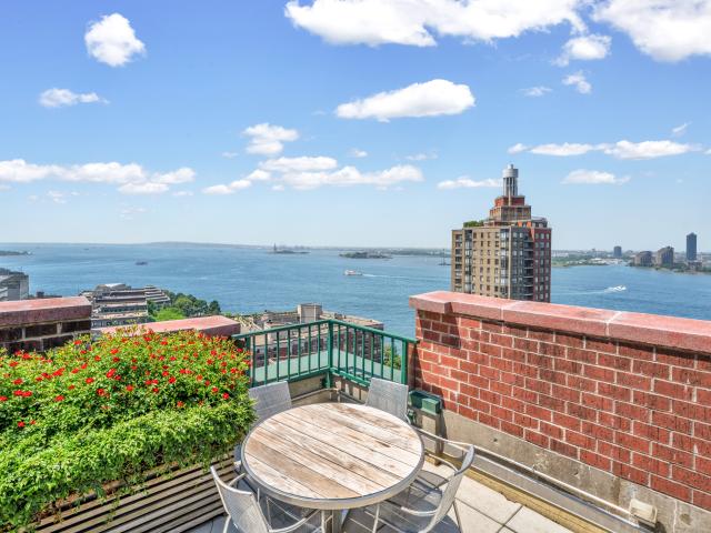 225 RECTOR Place 7E