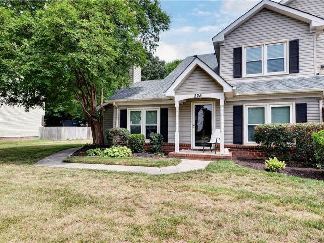 225 Ridge Wood DR