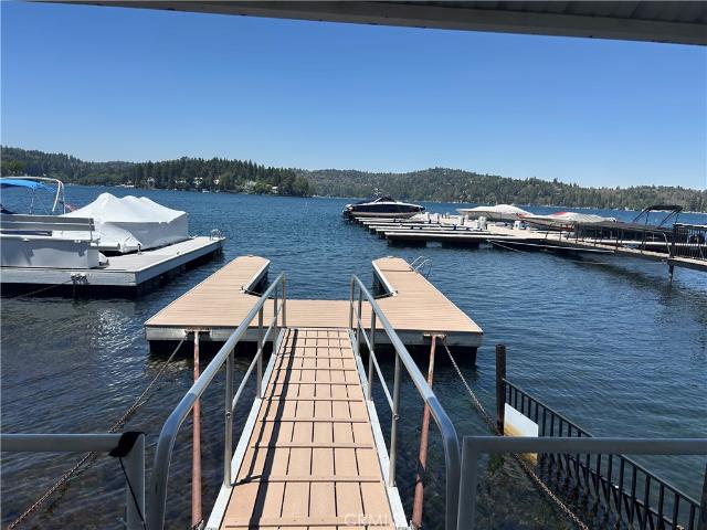 225 S225 Single Slip Dock