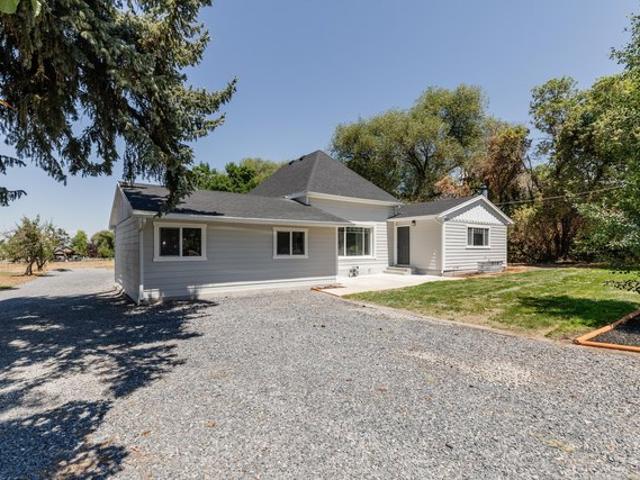 225 W 8800 S, Millville, UT 84326