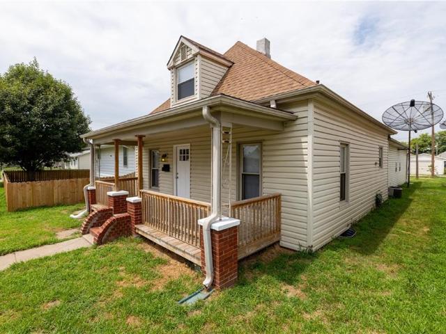 225 W Valley Street