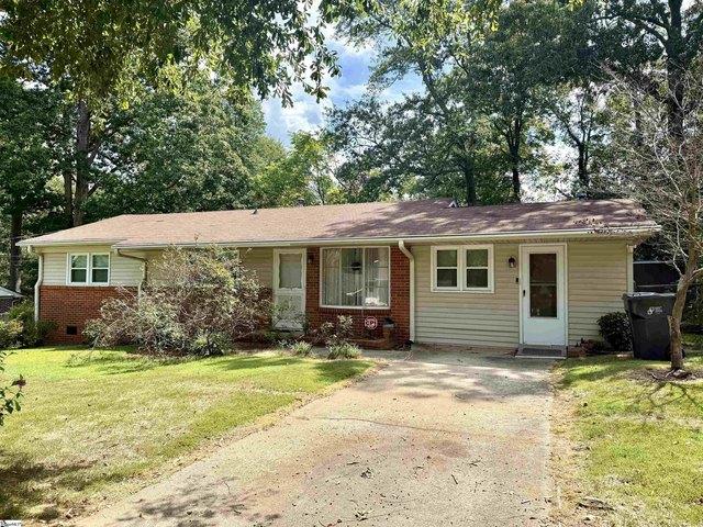 225 W Castle Dr, Greenville, SC 29605