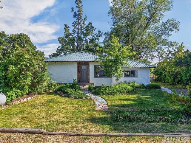 225 W Kootenai Way, Rockland, ID 83271