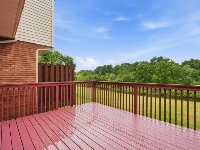 225 Woodhaven Dr
