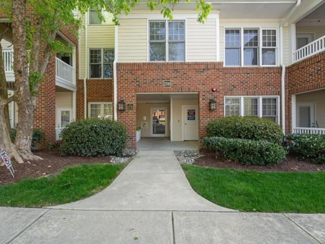 225 Waterford Lake Dr, Cary, NC 27519