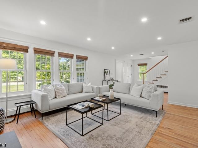 225 Walnut St