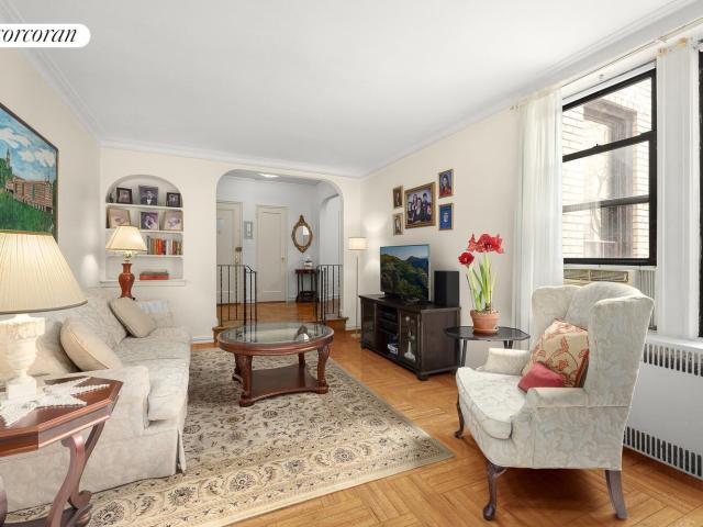225 West 25th Street, New York, NY
