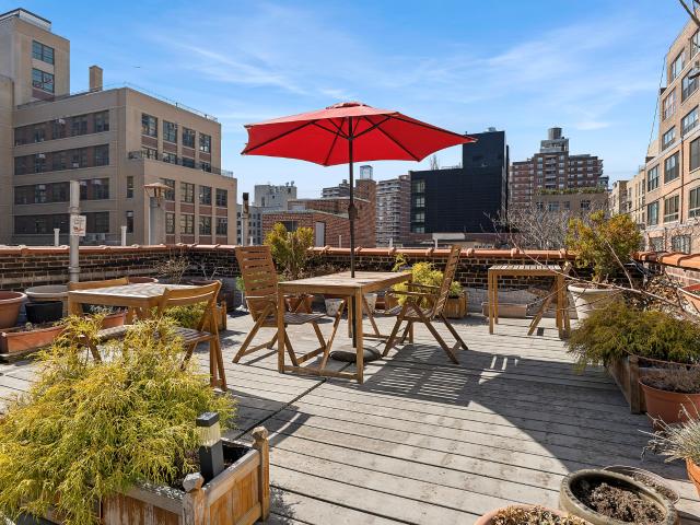 225 West 25th Street, New York, NY